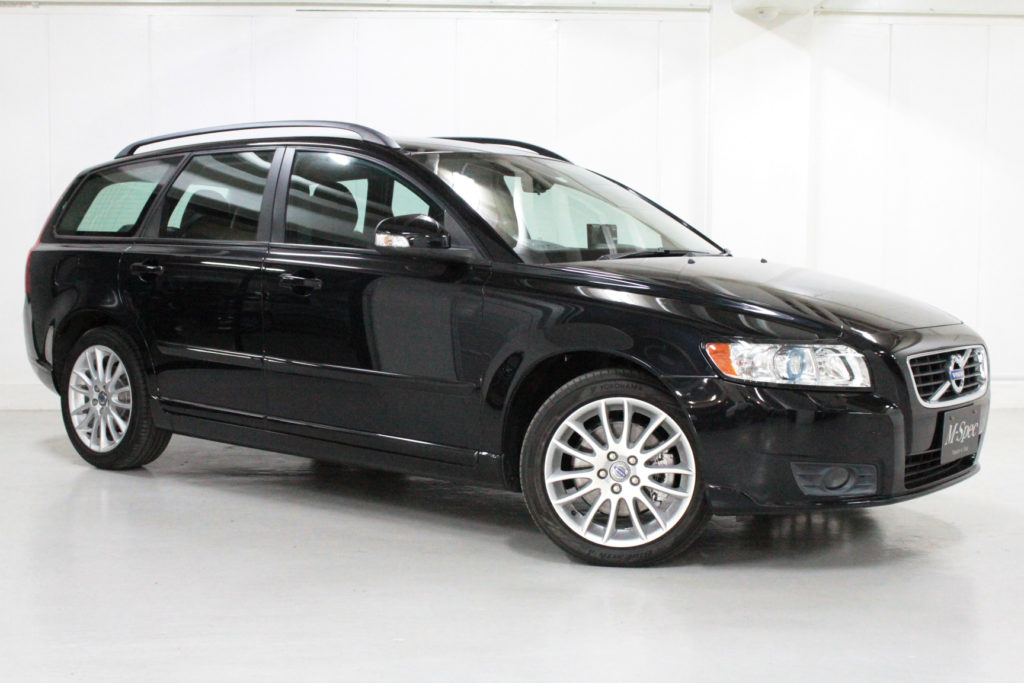 ボルボV50 2.0eアクティブプラス ワンオーナー/黒革パワーシート＆シートヒーター/HDDナビ/HIDヘッドライト | M-Spec